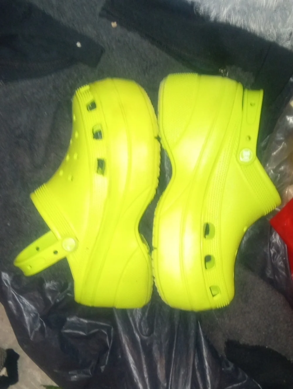 No Name | Shoes | Neon Green Platform Clog Sandals Comparable To The ...